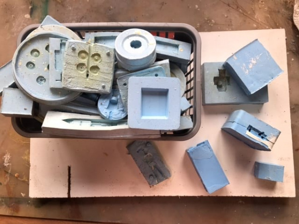 Resin cast with plasticard: How to make customised scale model buildings